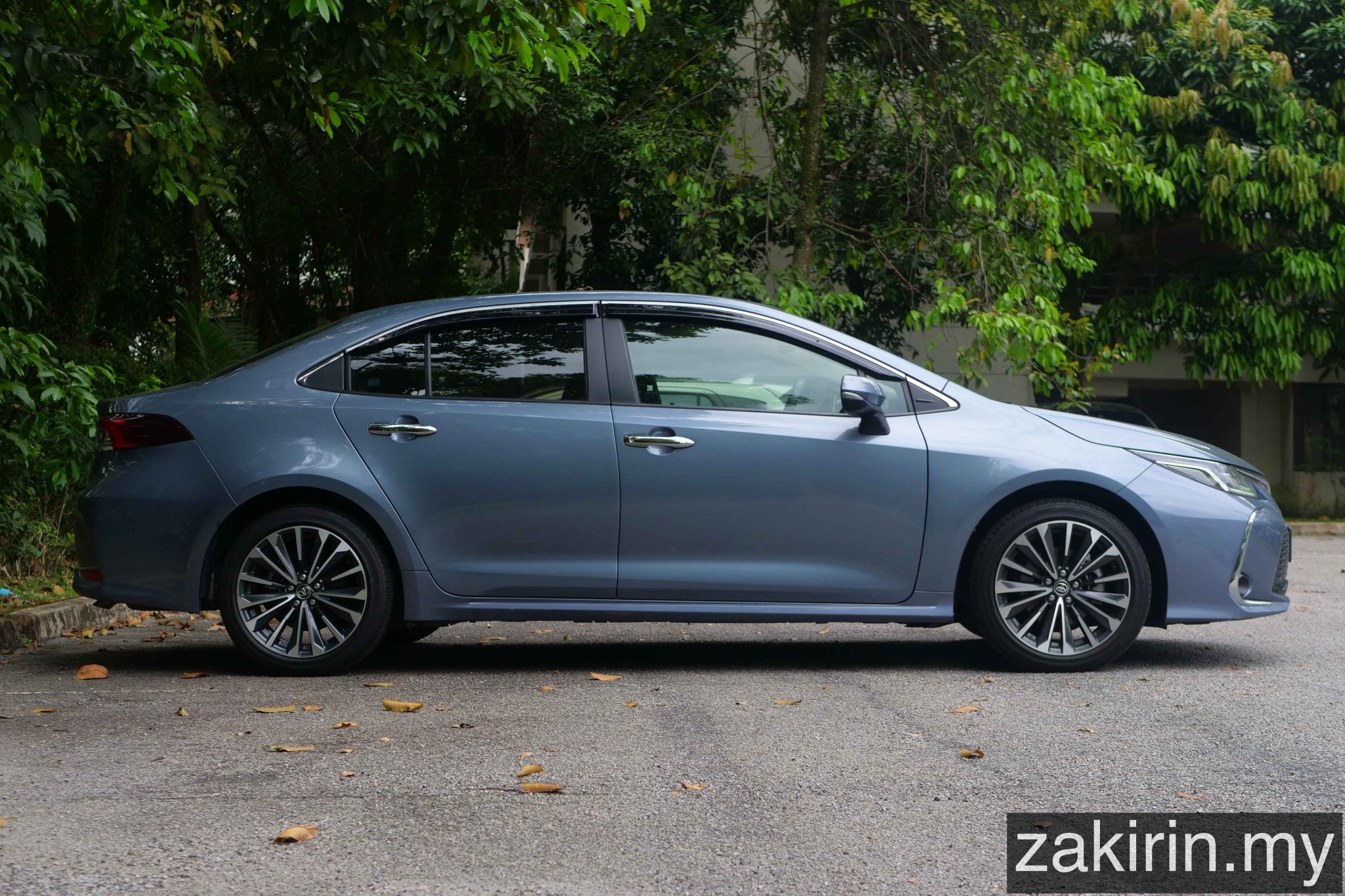 Toyota Corolla Altis : Luxury On A Budget | Auto Insider Malaysia